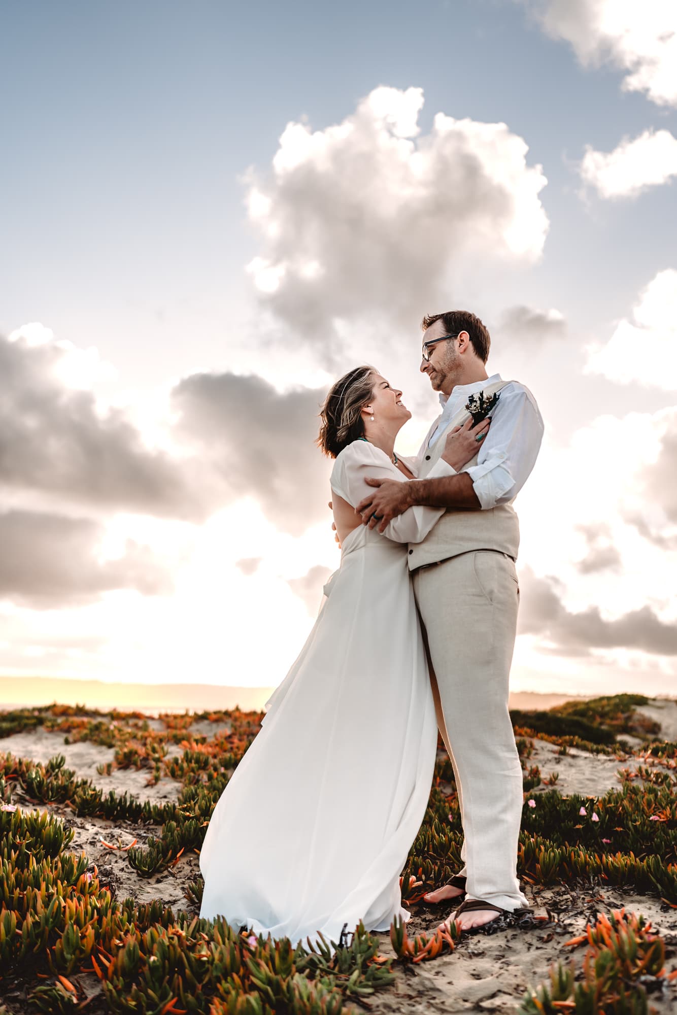 Dani & Adam Celebrate 20 Years: A Romantic Coronado Beach Photo Session ...